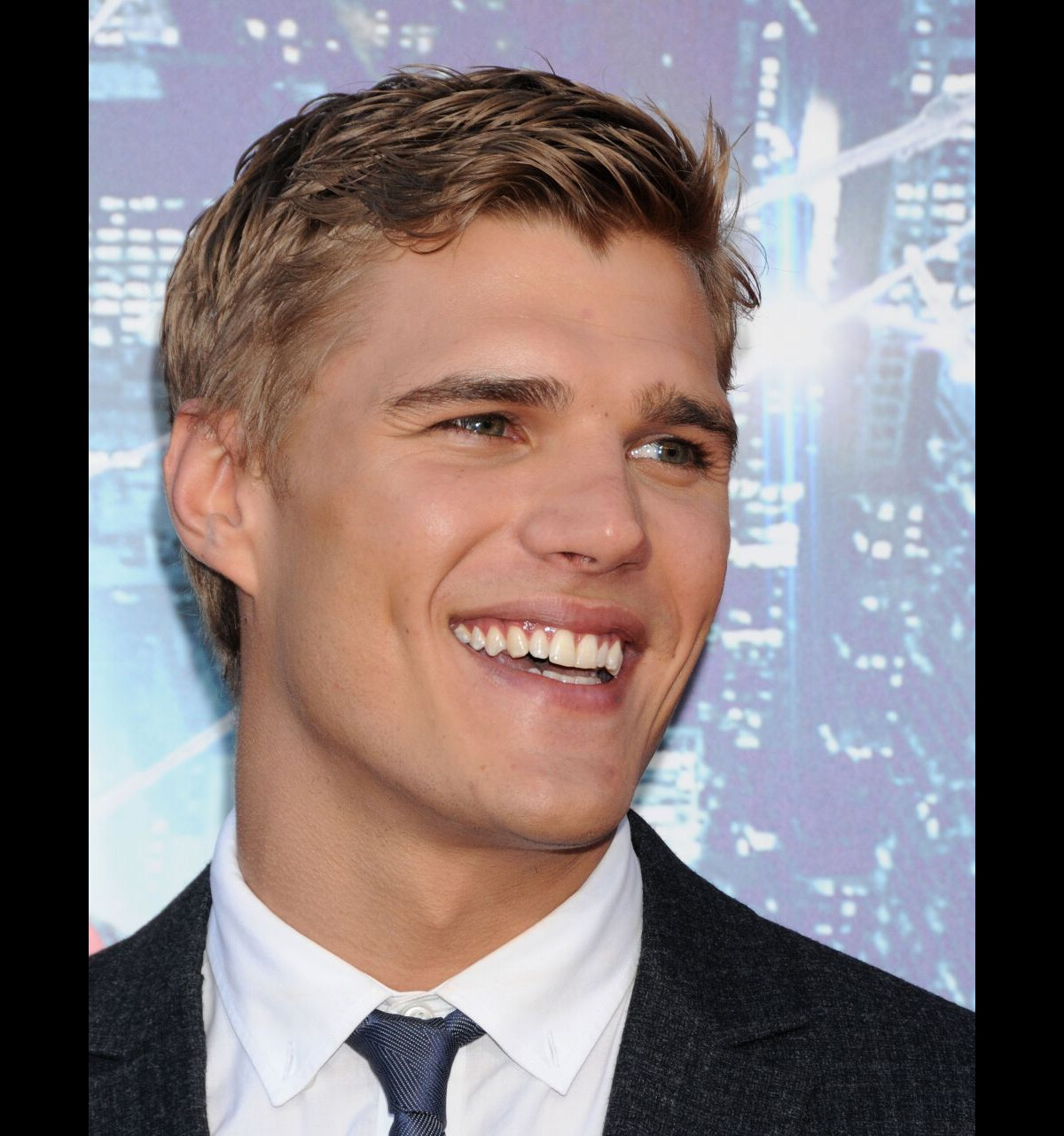 Photo : Chris Zylka à la première de The Amazing Spider-Man à Los ...