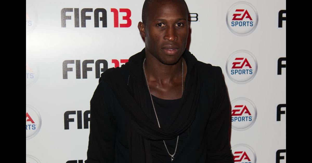Rod Fanni était titulaire lors de la soirée de lancement FIFA 13, le 25 ...