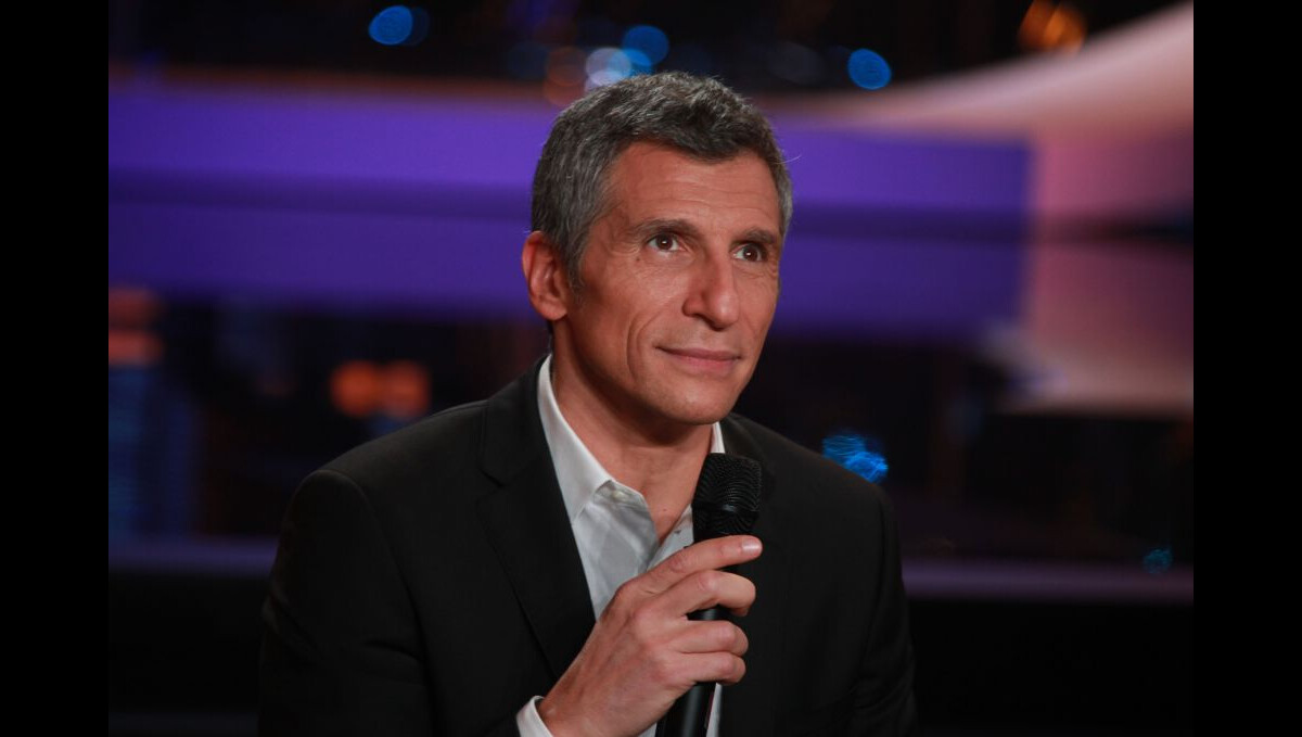 Photo : L'animateur Nagui à Paris, le 3 décembre 2011. - Purepeople