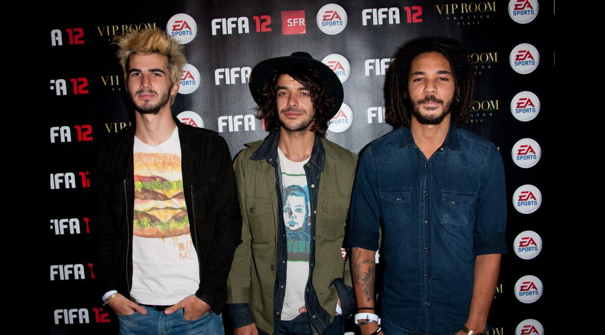 Photo : Les BB Brunes (ici sans Adrien Gallo) à Paris, le 19 septembre ...