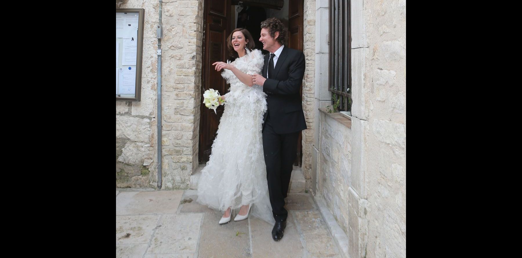 Anna Mouglalis, sublime : Toutes les photos de son mariage avec Vincent ...