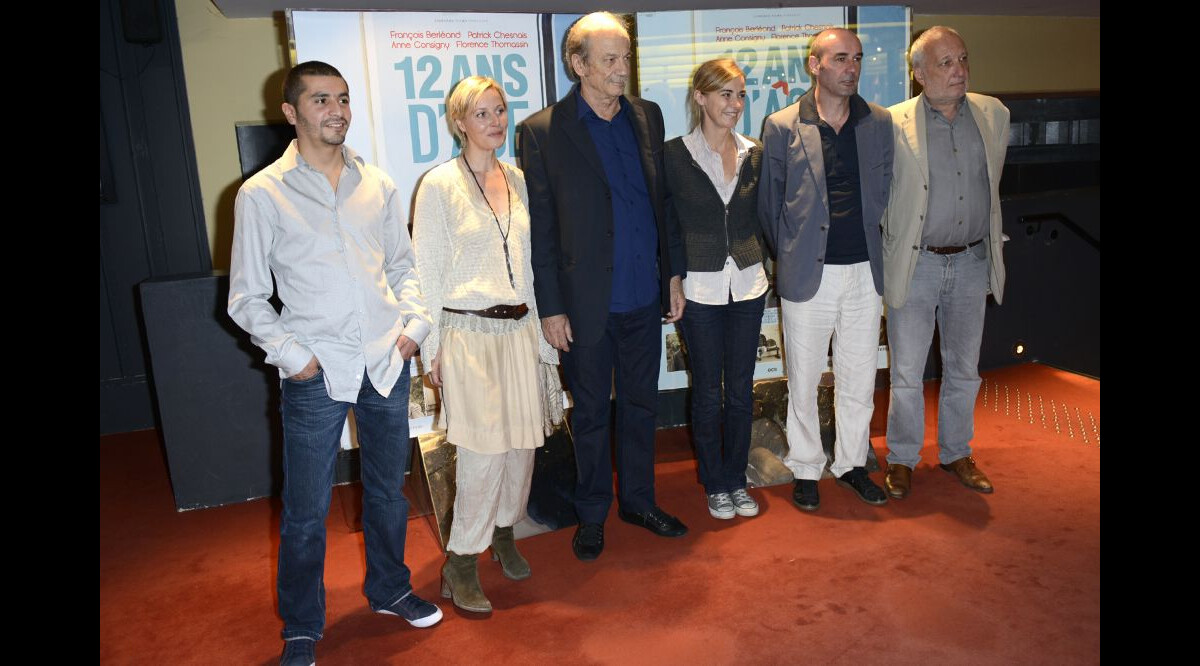 Photo : Aymen Saidi, Florence Thomassin, Patrick Chesnais, Anne ...