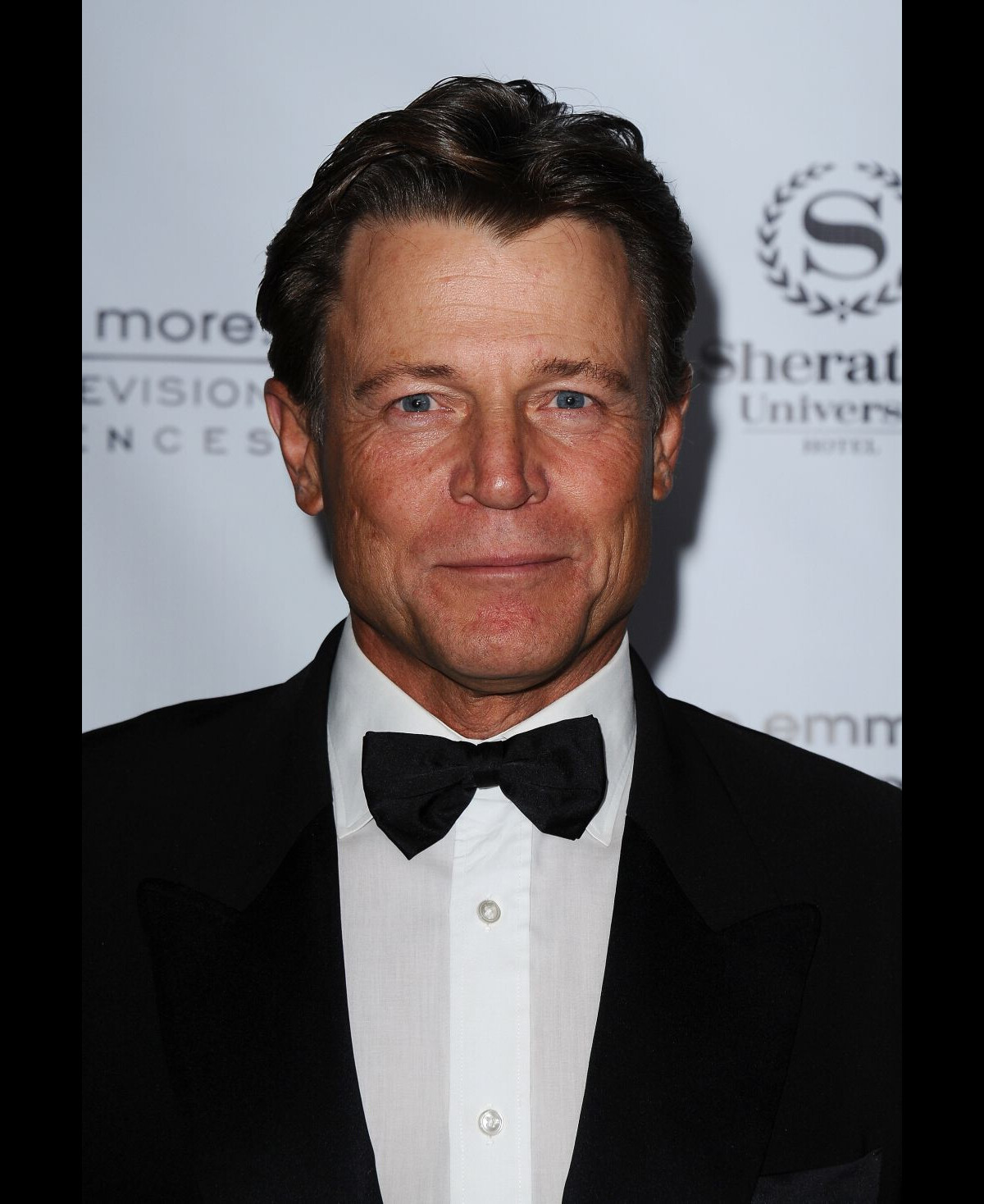 Photo : Brett Stimely à la soirée-réception de l'Academy of Television ...