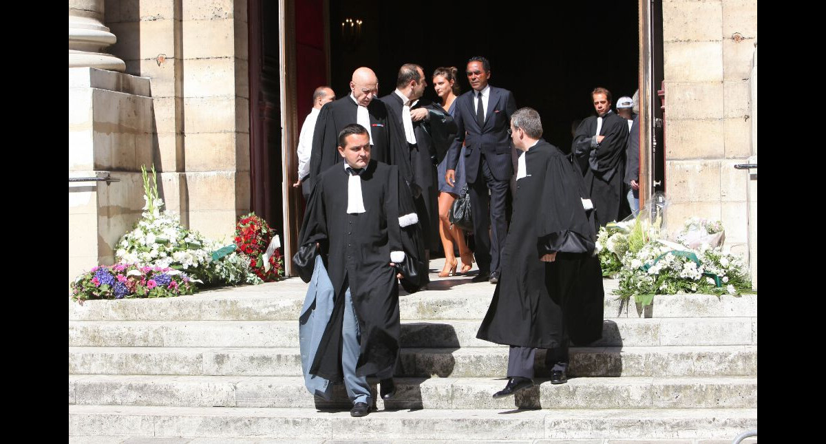 Photo : L'avocat Alex Ursulet aux funérailles de l'avocat Jacques ...