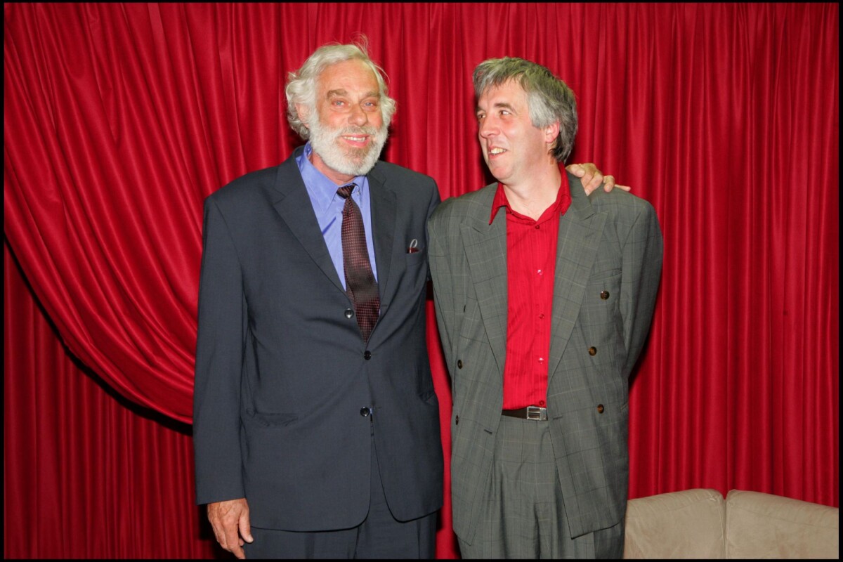 Photo : Jean-Luc Bideau et Gilles Privat à Paris le 9 mai 2005 - Purepeople