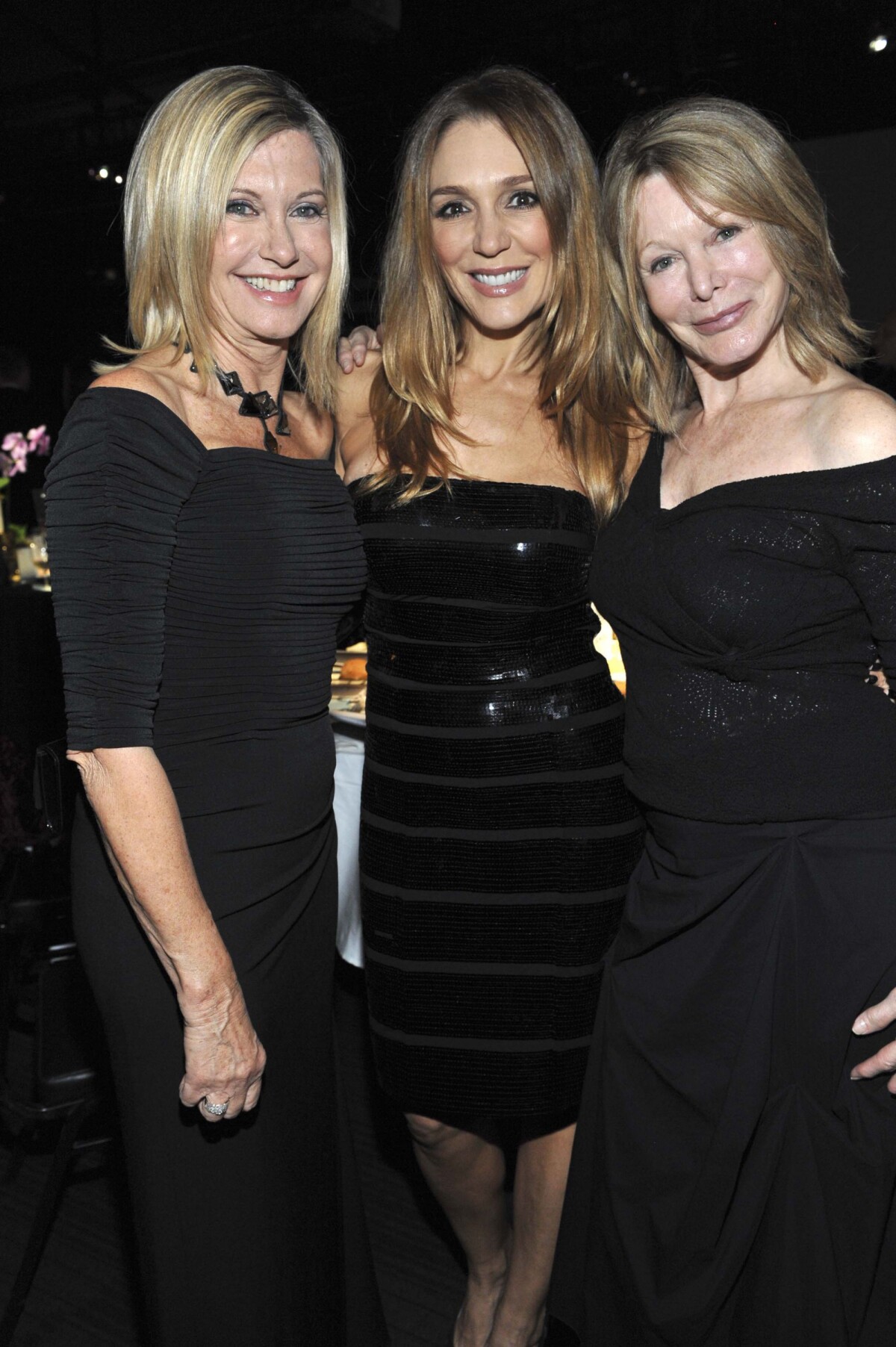 Photo : Olivia Newton-John avec sa soeur Rona et sa nièce Totie ...