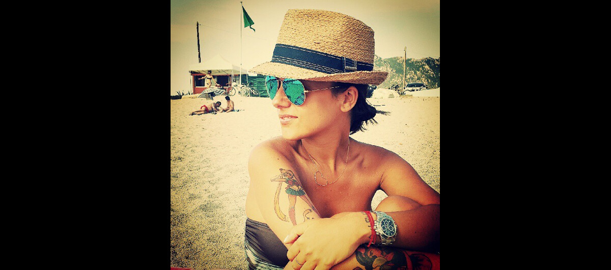 Photo : Alizée, passion tatouage en Corse. - Purepeople