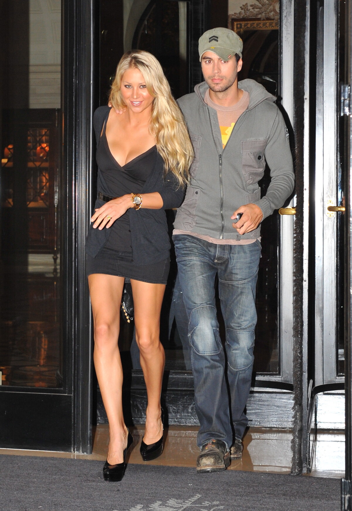 Photo : Anna Kournikova et Enrique Iglesias à Paris, le 24 septembre ...