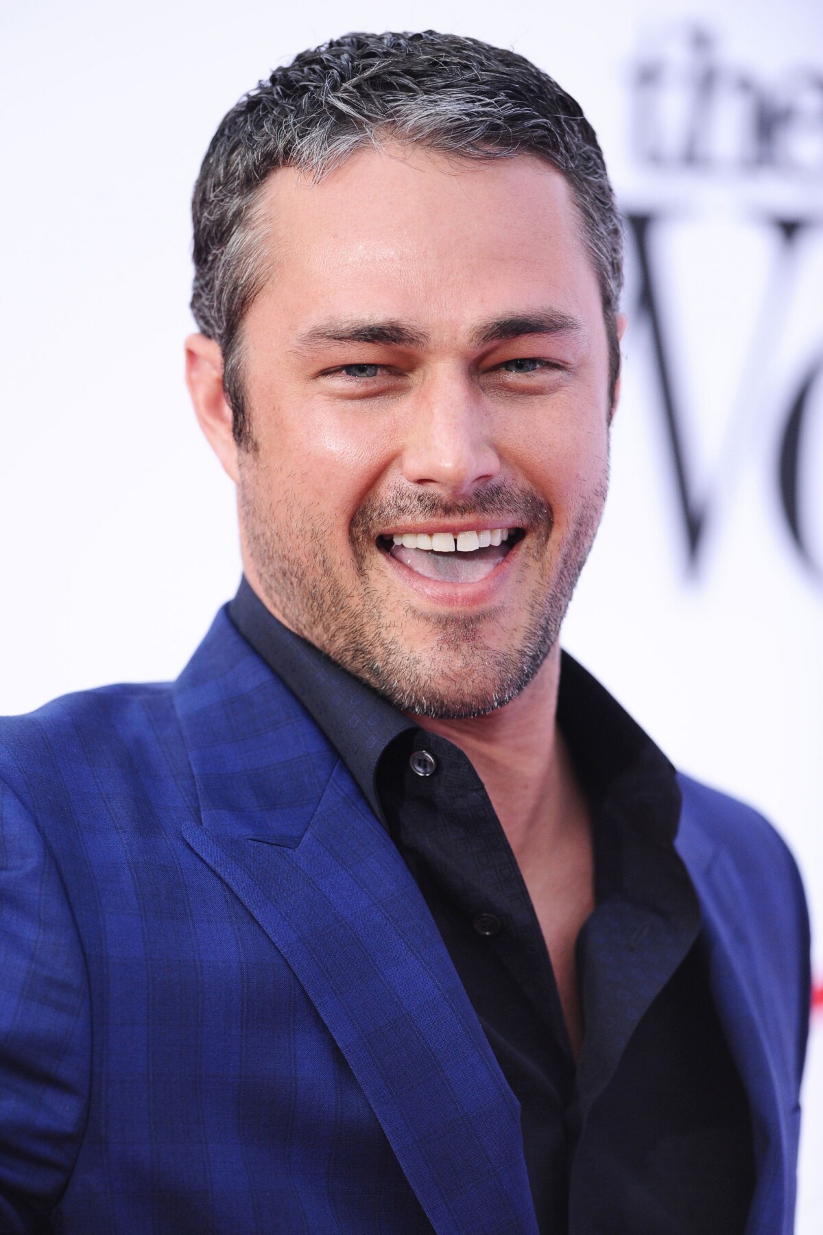 Photo : Taylor Kinney lors de la première du film Triple Alliance (The ...