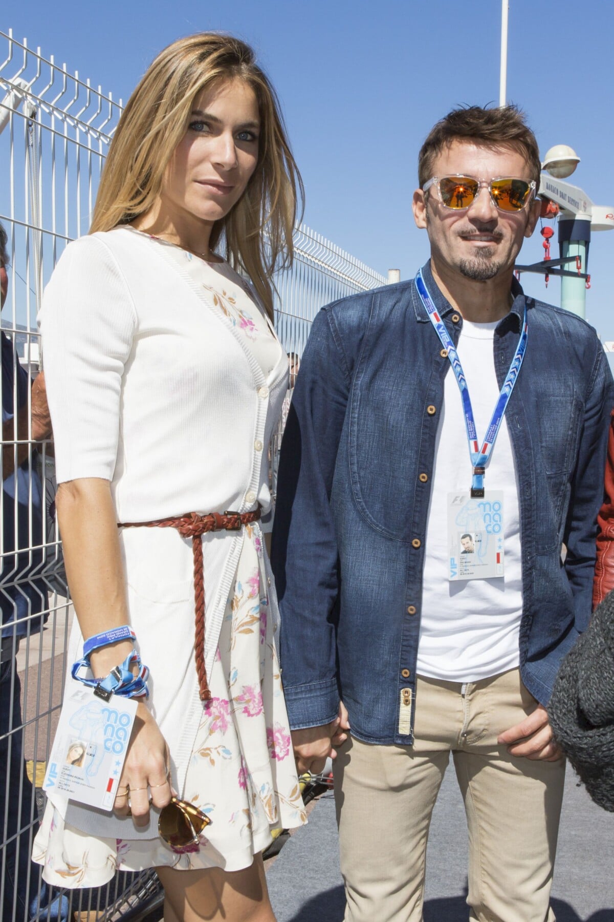 Photo : Eleonora Pedron et son compagnon Max Biaggi dans le paddock du ...