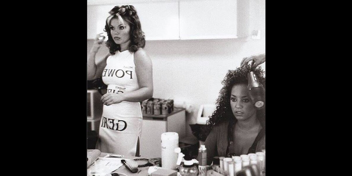 Photo : Mel B et Geri Halliwell. Photo postée sur Instagram, le 29 mai ...