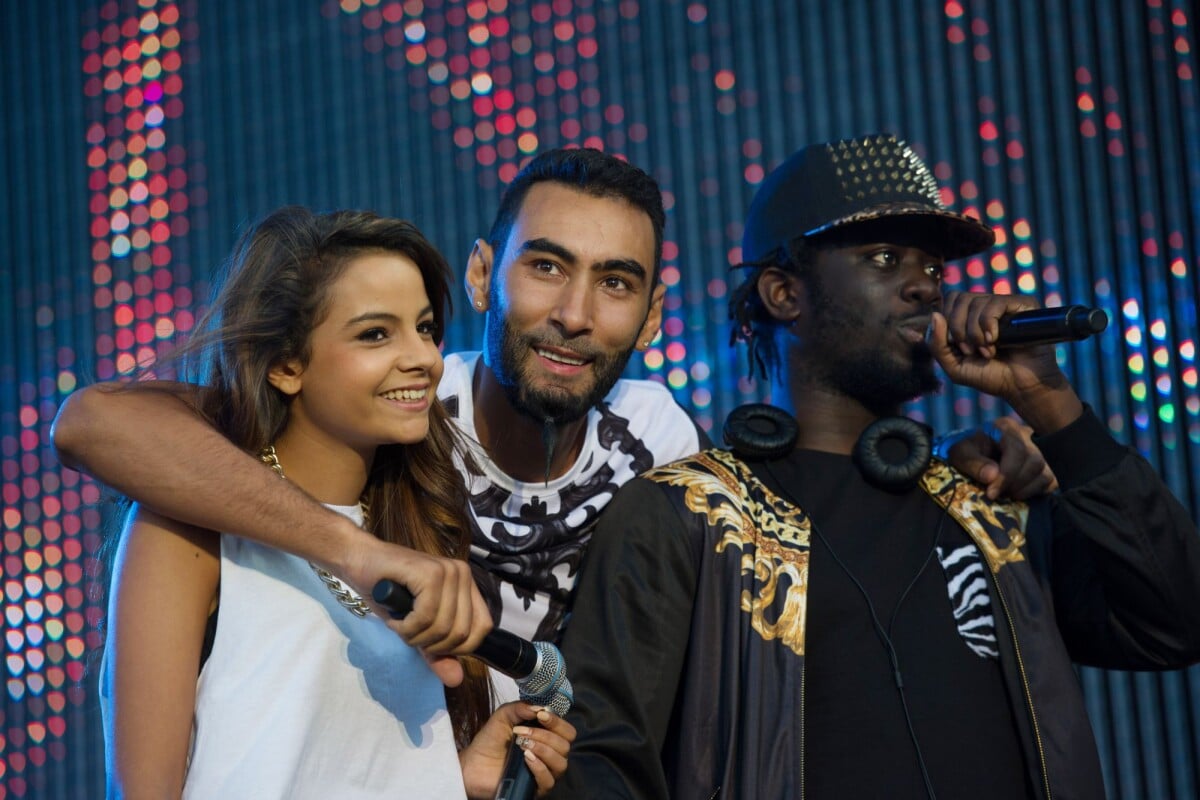 Photo : La Fouine et Team BS au concert M6 Music Live, à Issy-les ...