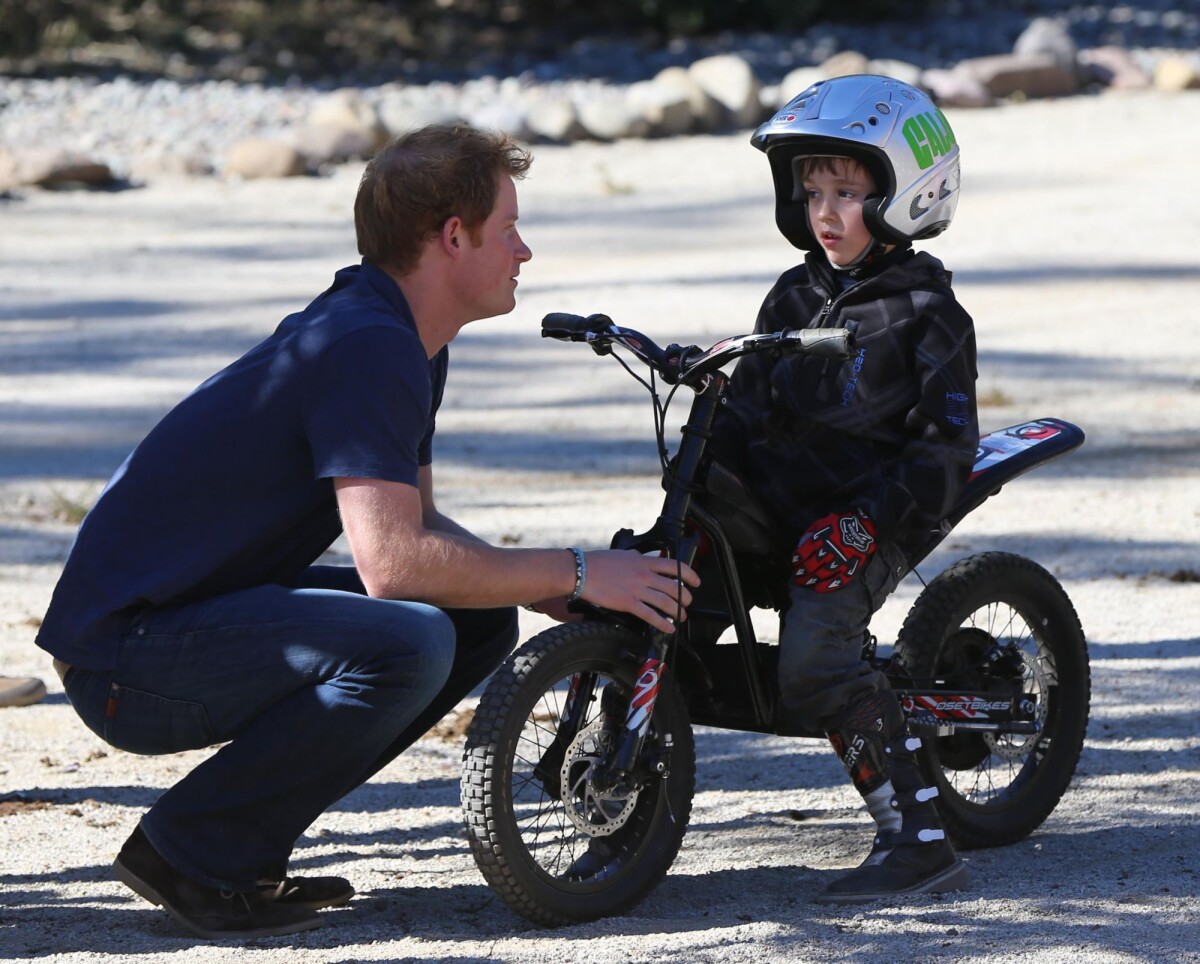 Photo : Le prince Harry assiste à une démonstration de moto bike, à ...