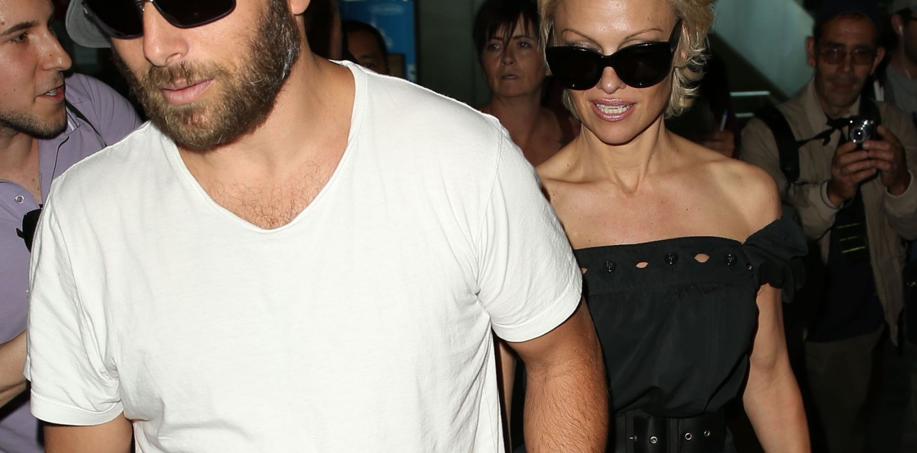 Pamela Anderson et Rick Salomon : Un baiser sème le trouble... divorce ...