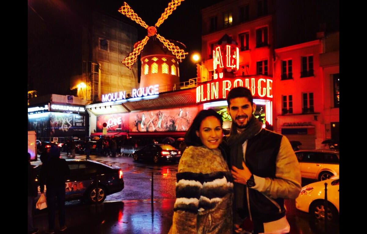 Photo : Isco et sa jolie Victoria Calderon à Paris - décembre 2013 ...
