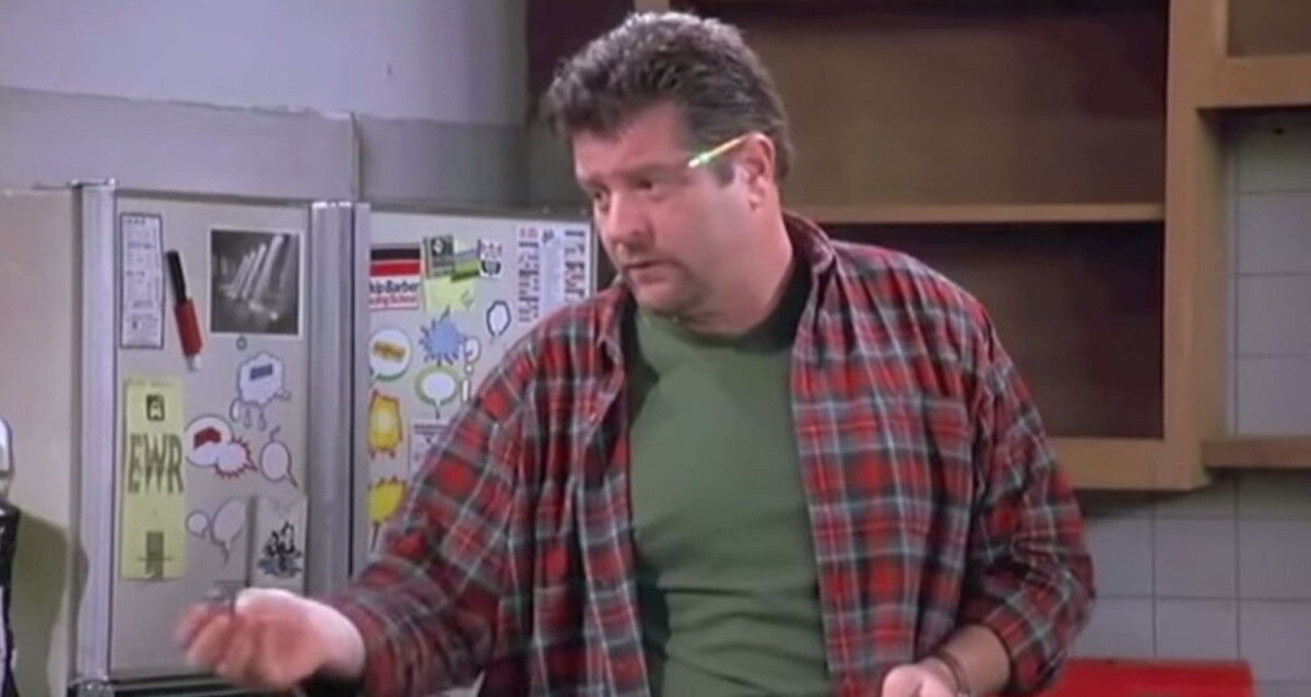 Photo : Stephen Lee alias Conrad dans "Seinfeld" en 1997 - Purepeople