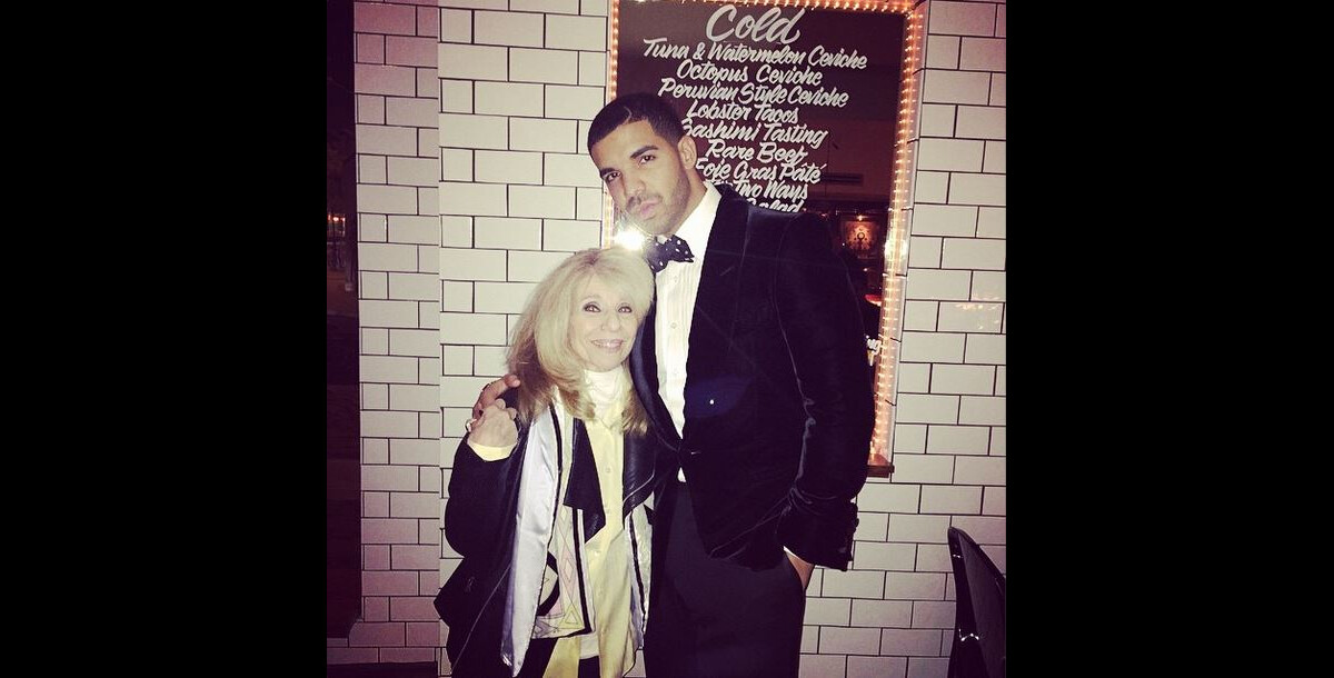 Photo : Sandra Graham et son fils Drake lors du dîner d'anniversaire du ...
