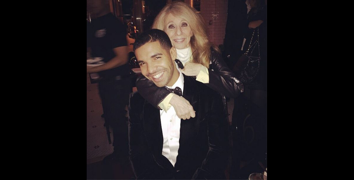 Photo : Drake fête ses 28 ans en présence de sa mère, Sandra Graham ...