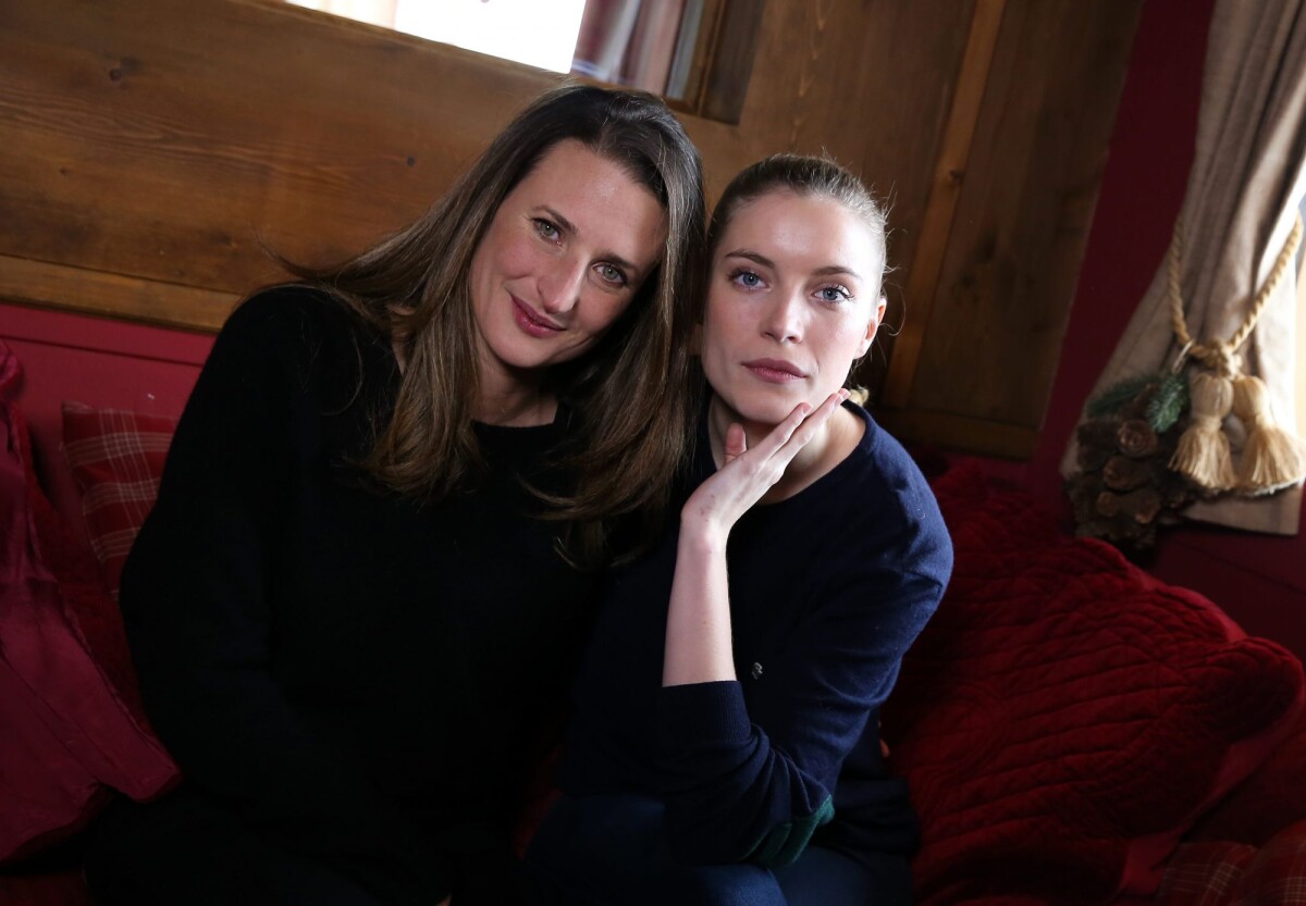 Photo : Camille Cottin, Adrianna Gradziel pour le film "Toute Première ...