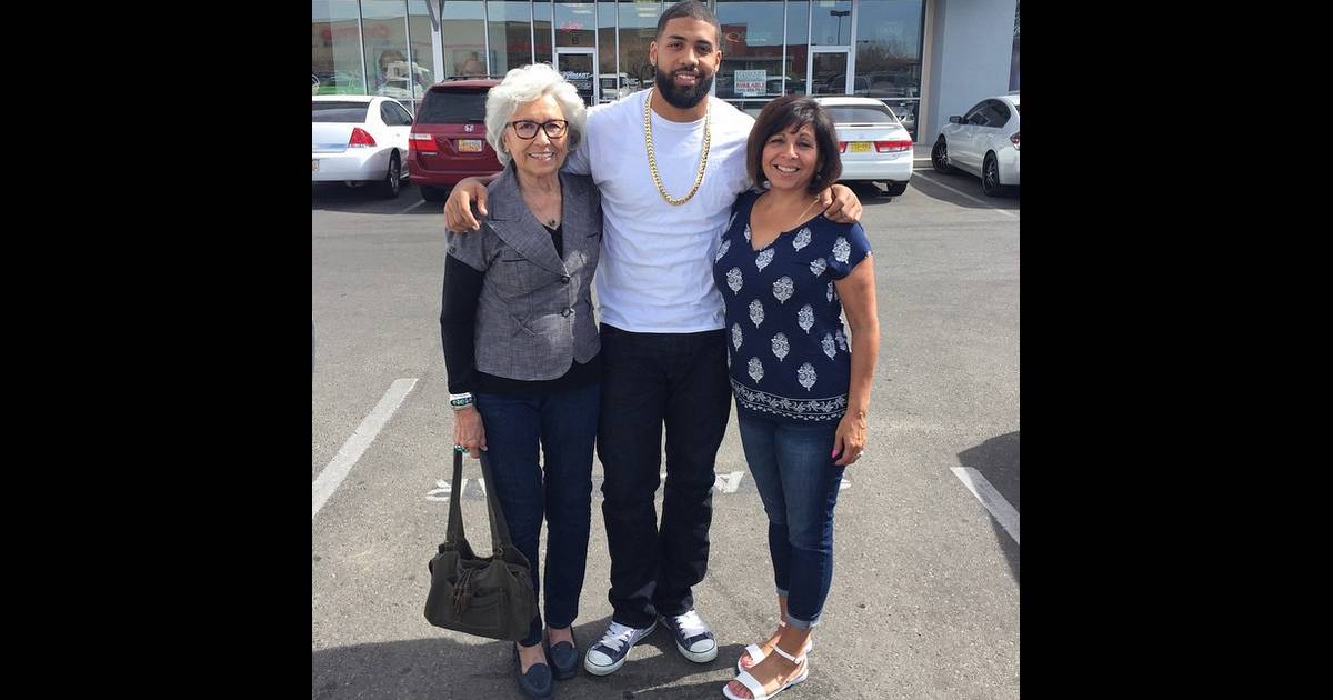 Arian Foster avec sa grand-mère et sa mère, photo Instagram, mars 2015 ...