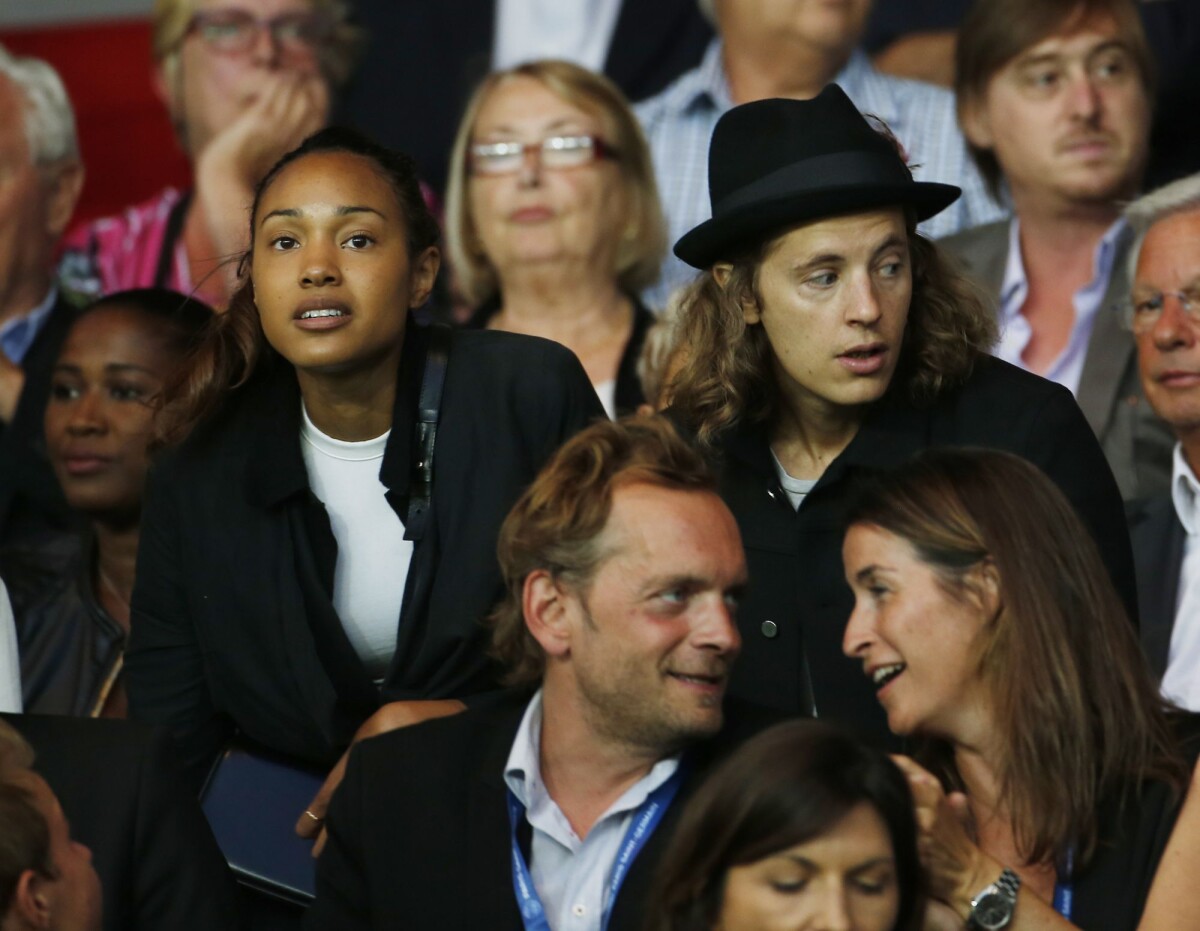 Photo : Pierre Sarkozy et sa compagne - La famille Sarkozy au match de ...
