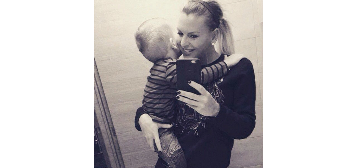 Photo : La belle Amélie Neten, star des Anges sur NRJ12. Eté 2015. Elle ...