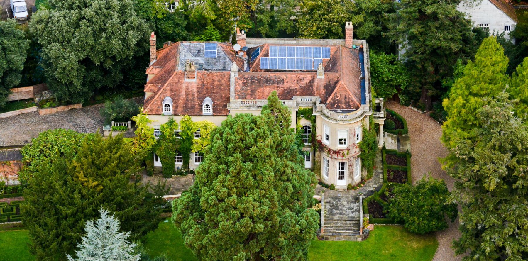 George Clooney et Amal : L'impressionnant chantier de leur nid d'amour ...