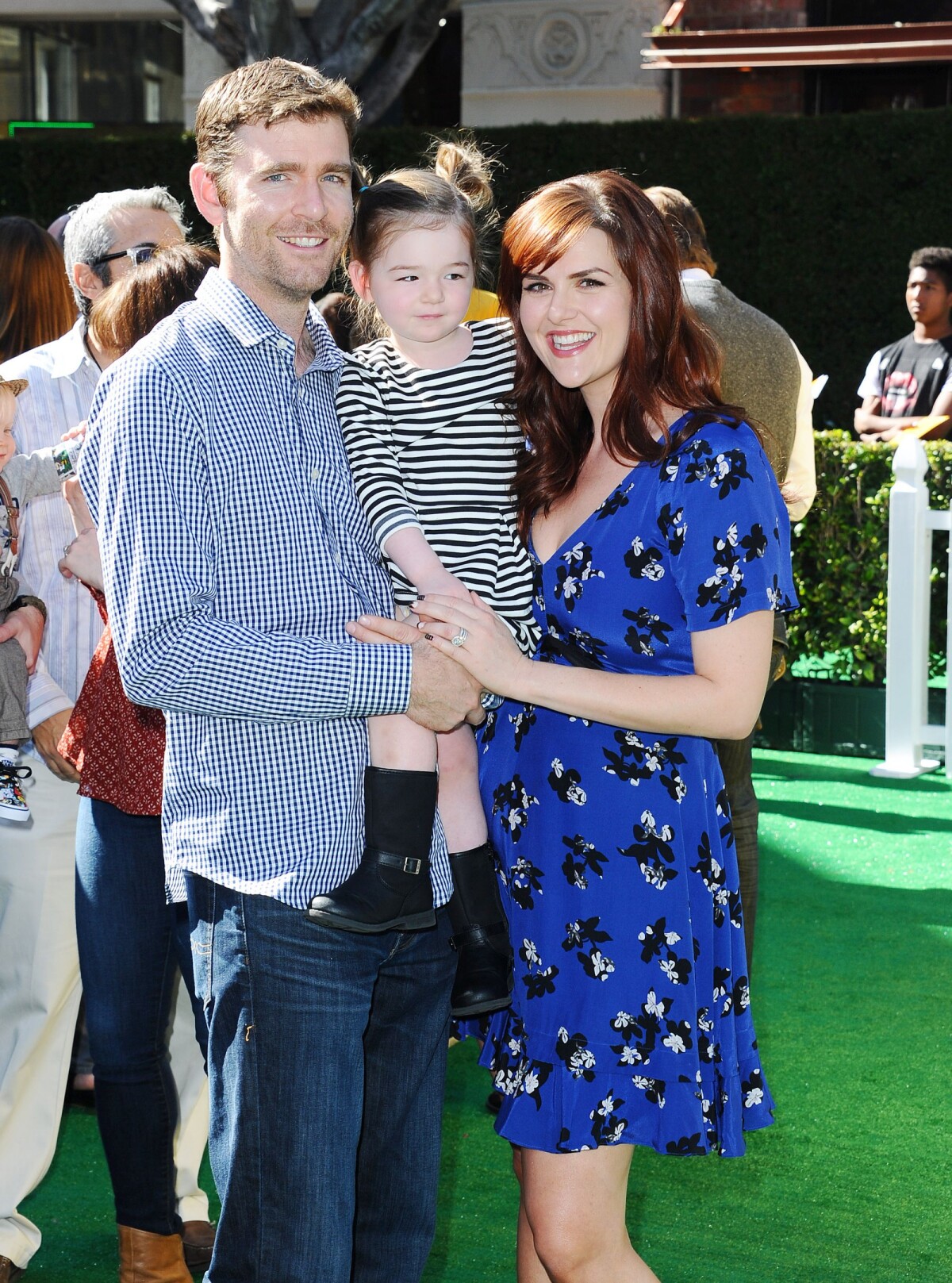 Photo : Sara Rue en famille à la première du film The Peanuts Movie à ...