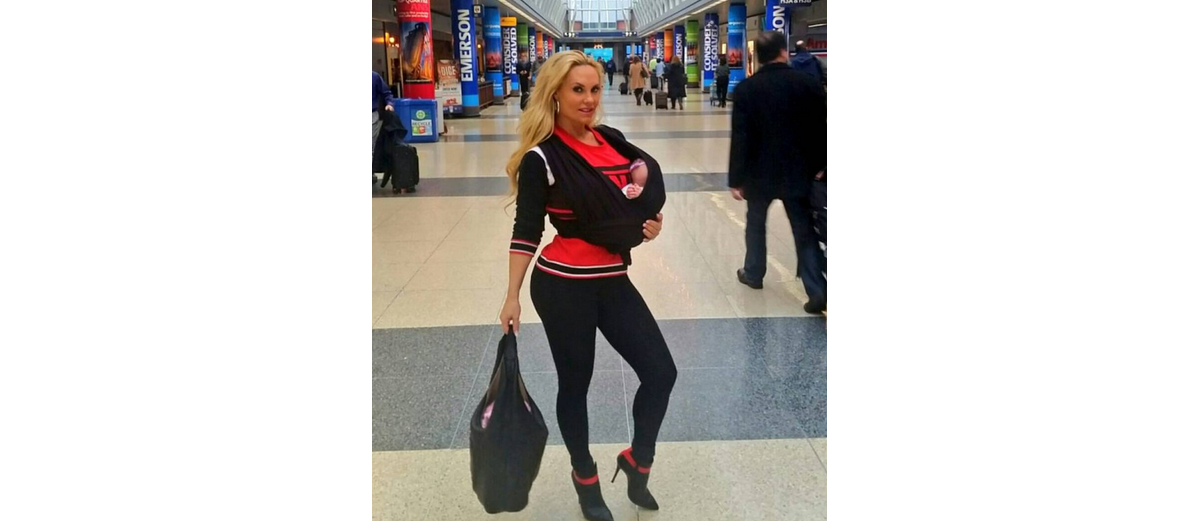 Photo : Coco Austin et sa fille Chanel Nicole en déplacement à Chicago ...