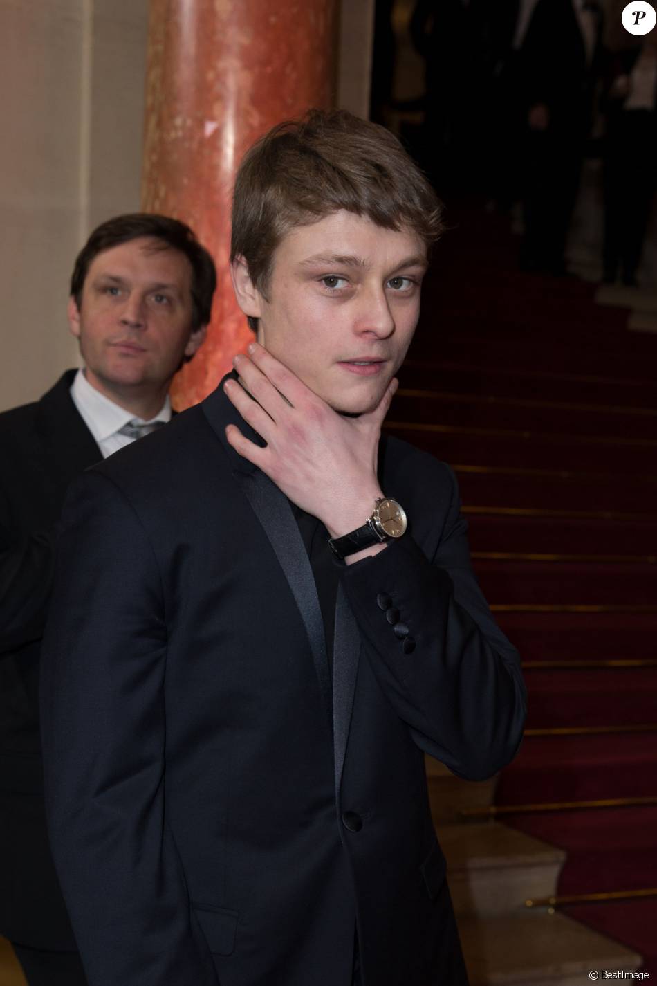Rod Paradot (habillé par Dior et porte une montre Montblanc) - Arrivées ...