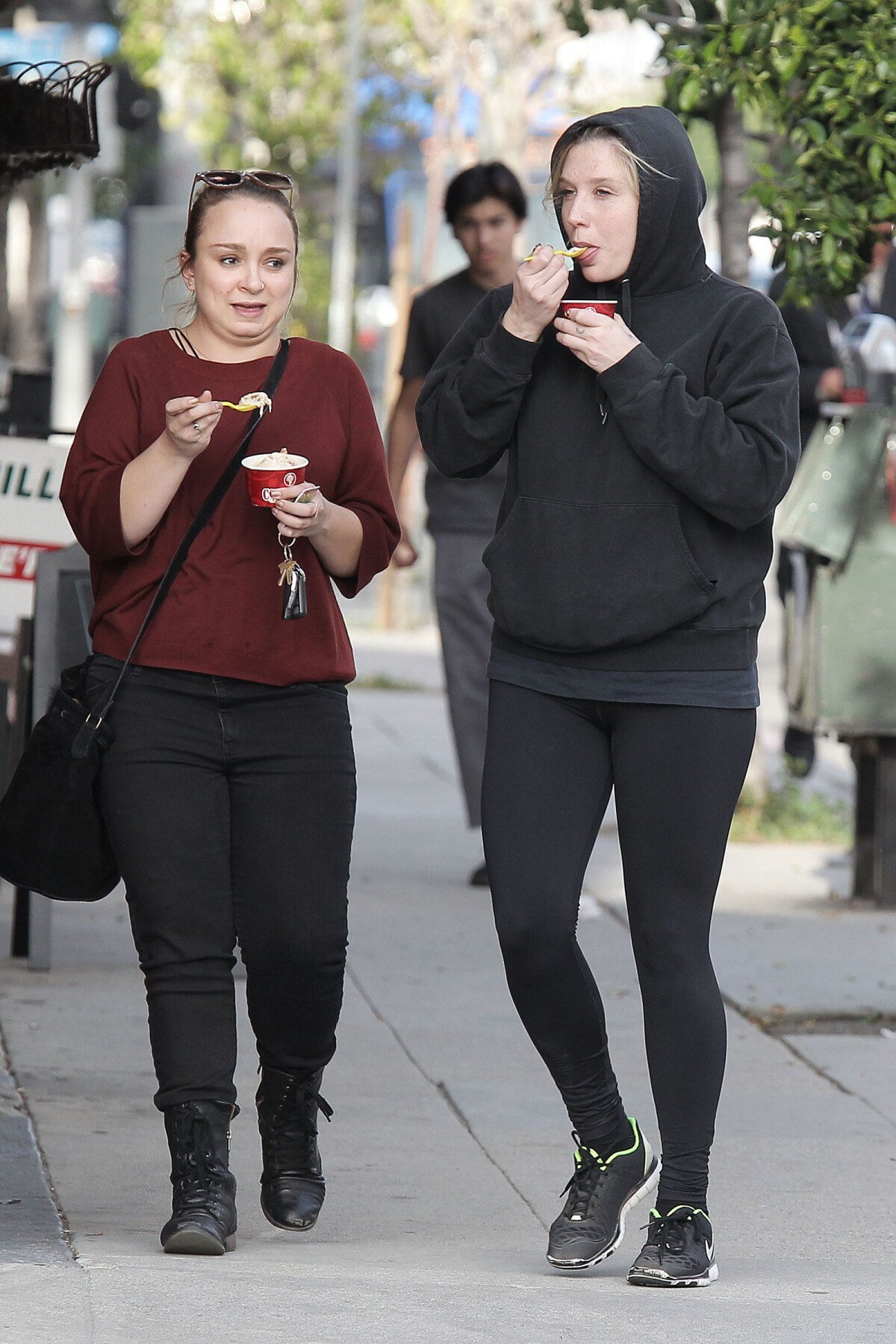 Photo : Kesha de retour à New York après avoir perdu son procès pour ...