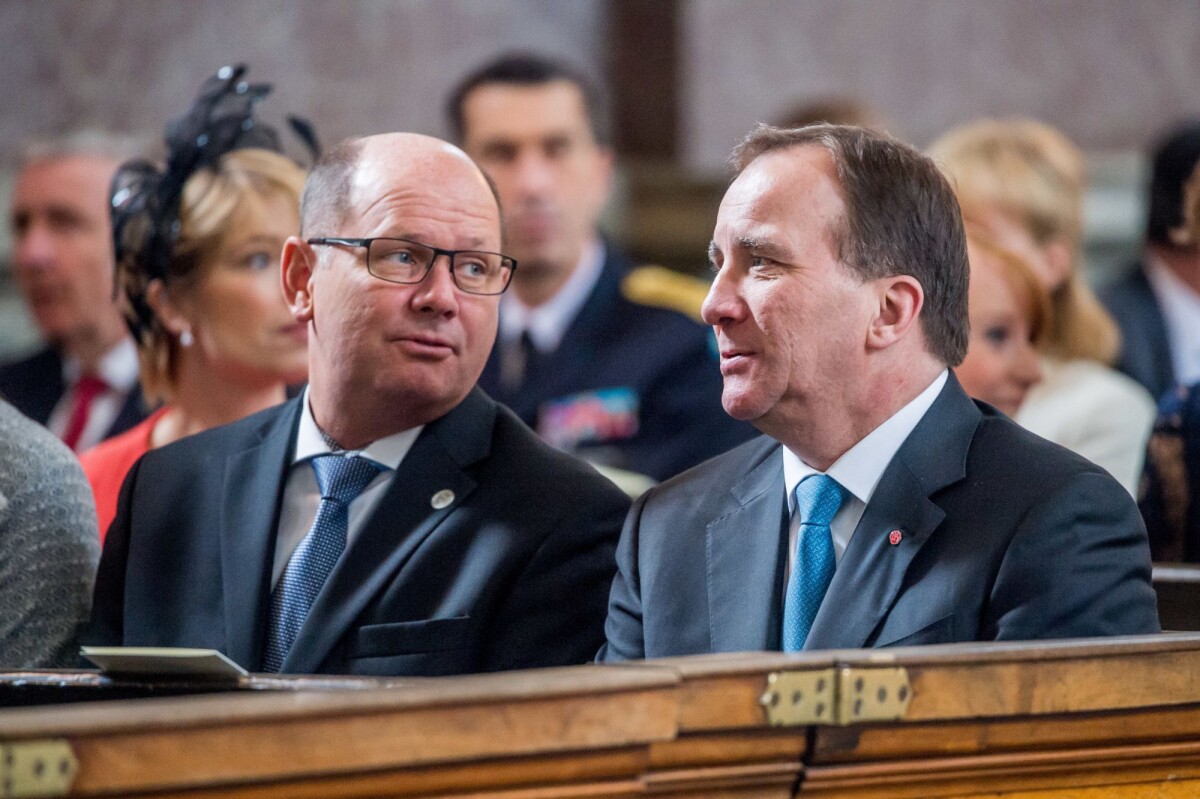 Photo : Stefan Löfven et Urban Ahlin - La famille royale suédoise ...