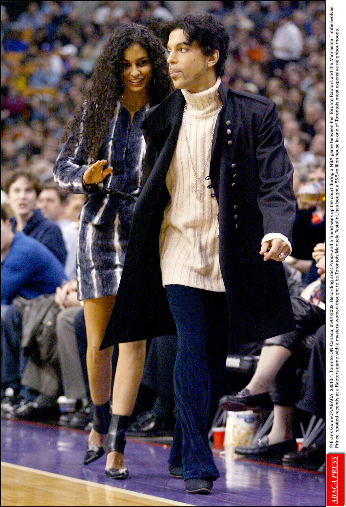 Photo : Prince et sa deuxième épouse, Manuela Testolini lors d'un match ...