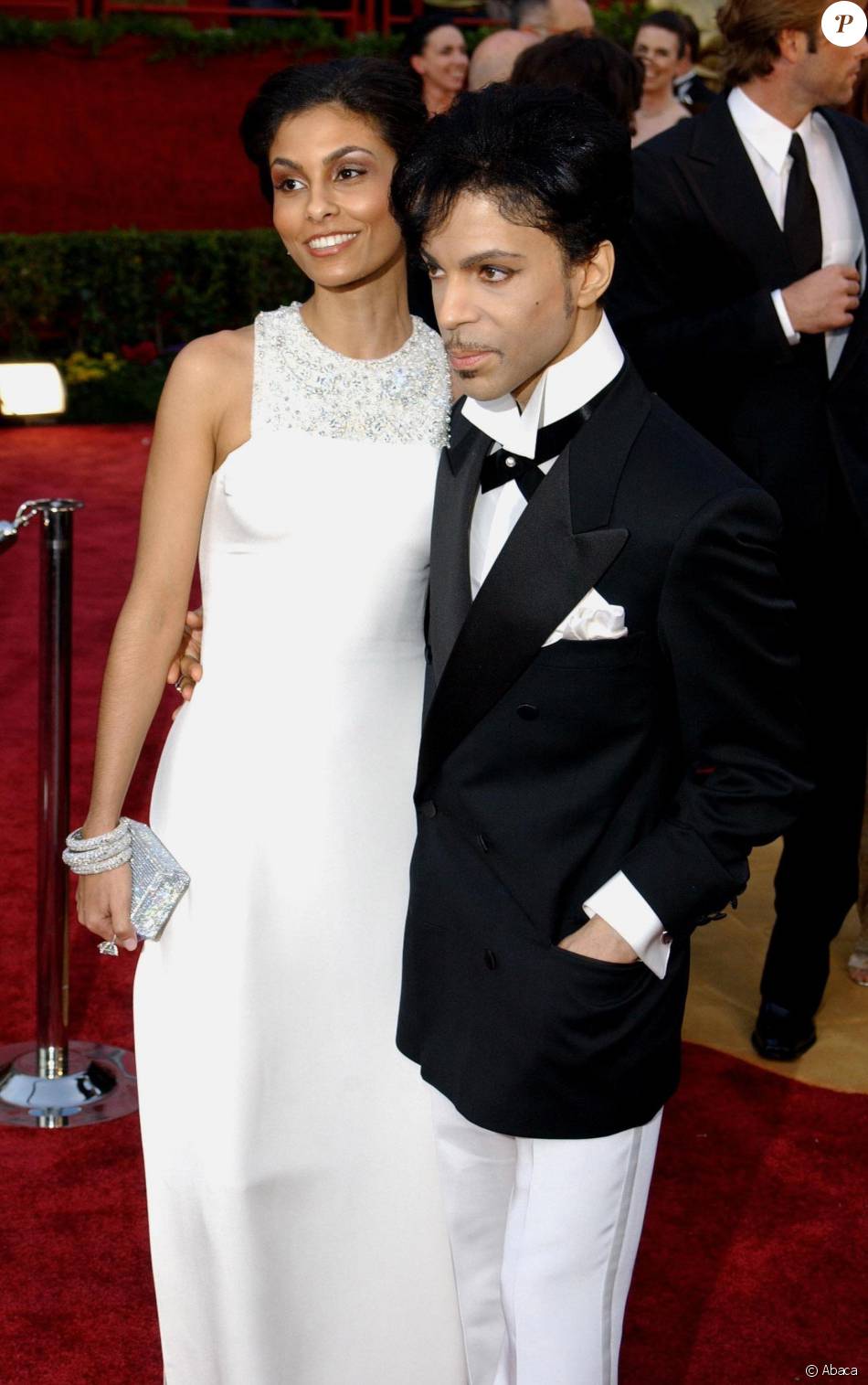 Prince et sa deuxième épouse, Manuela Testolini, aux Oscars 2005 à Los ...