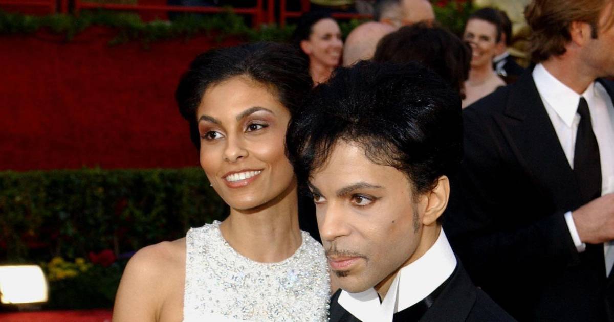Prince et sa deuxième épouse, Manuela Testolini, aux Oscars 2005 à Los ...