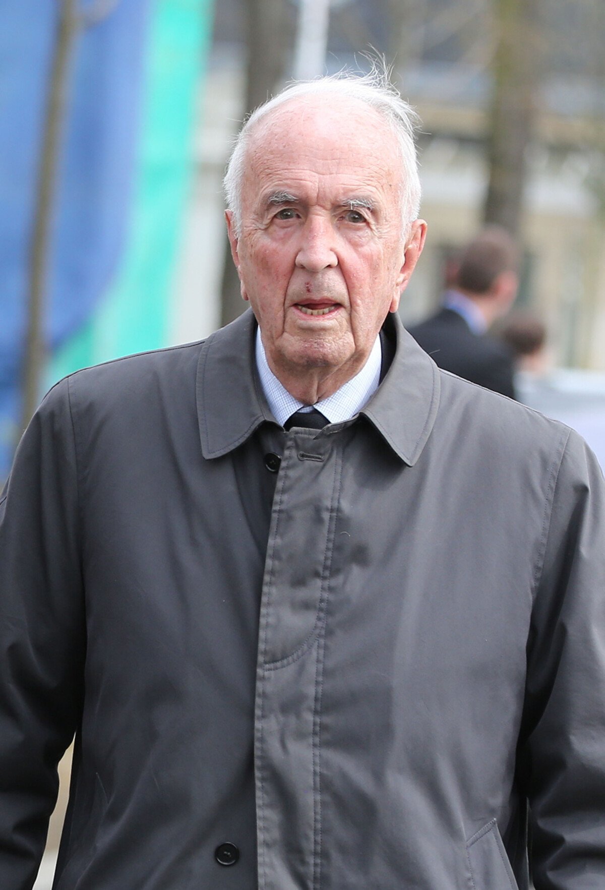 Photo : Andre Rousselet - Obseques de Antoine Veil au cimetiere du ...