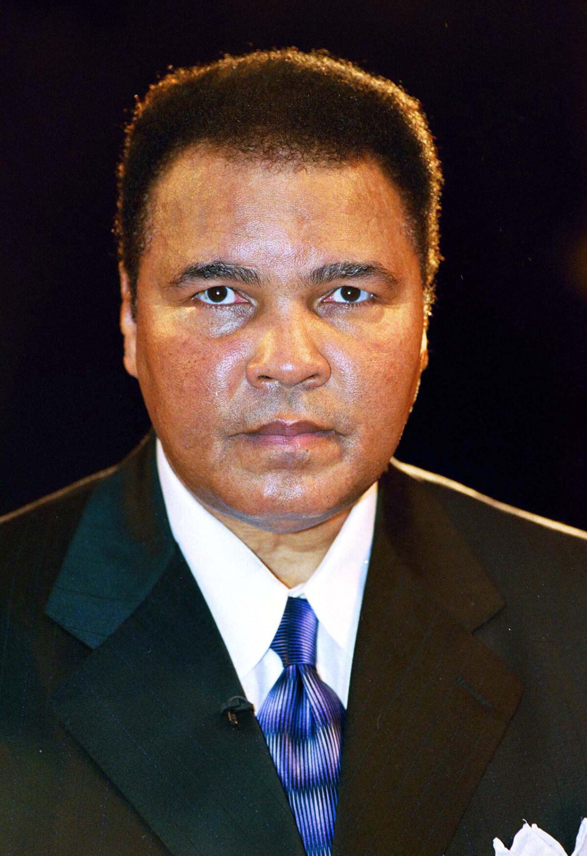 Photo : Mohamed Ali en décembre 1999. - Purepeople