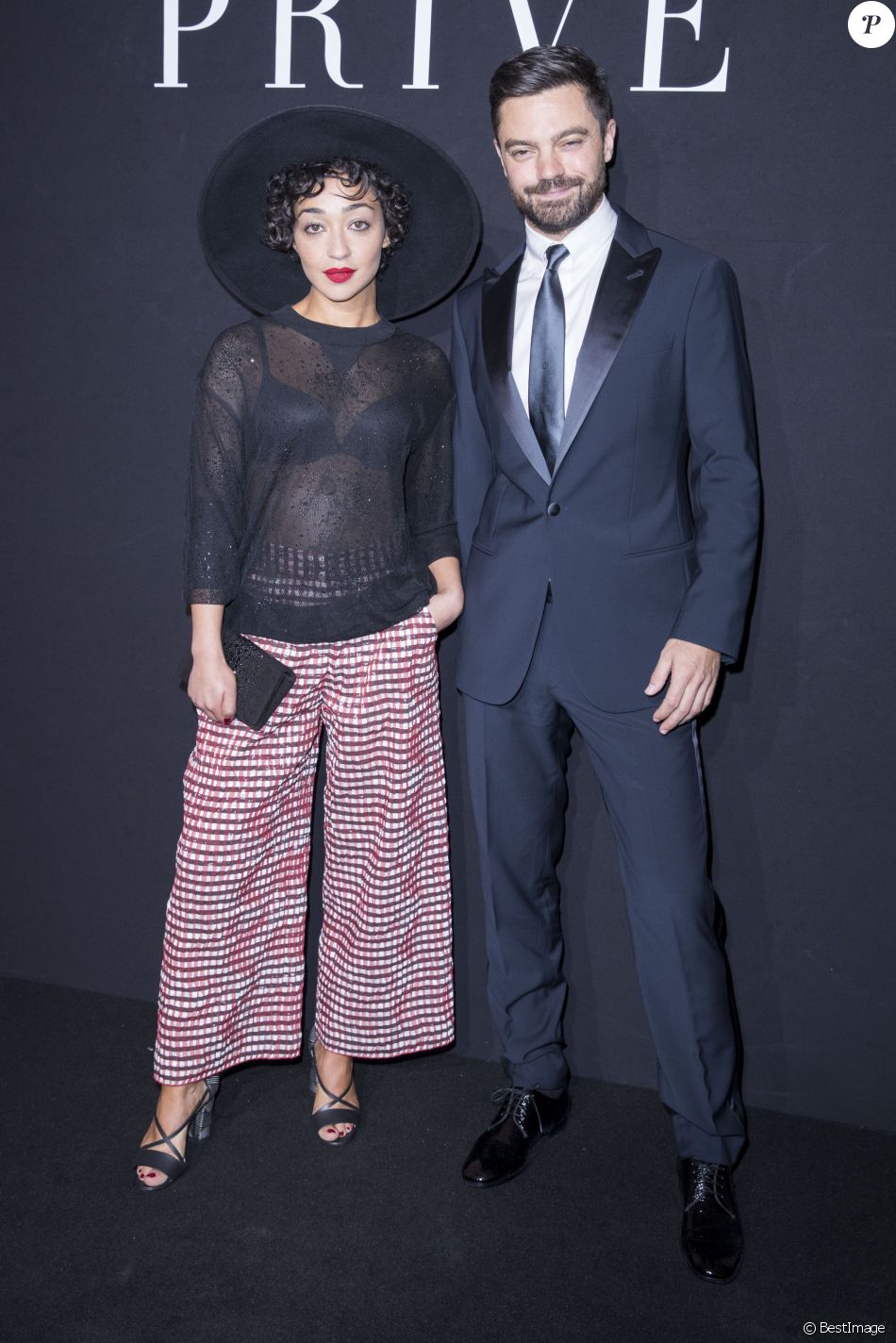 Ruth Negga et son compagnon Dominic Cooper - Défilé Giorgio Armani ...