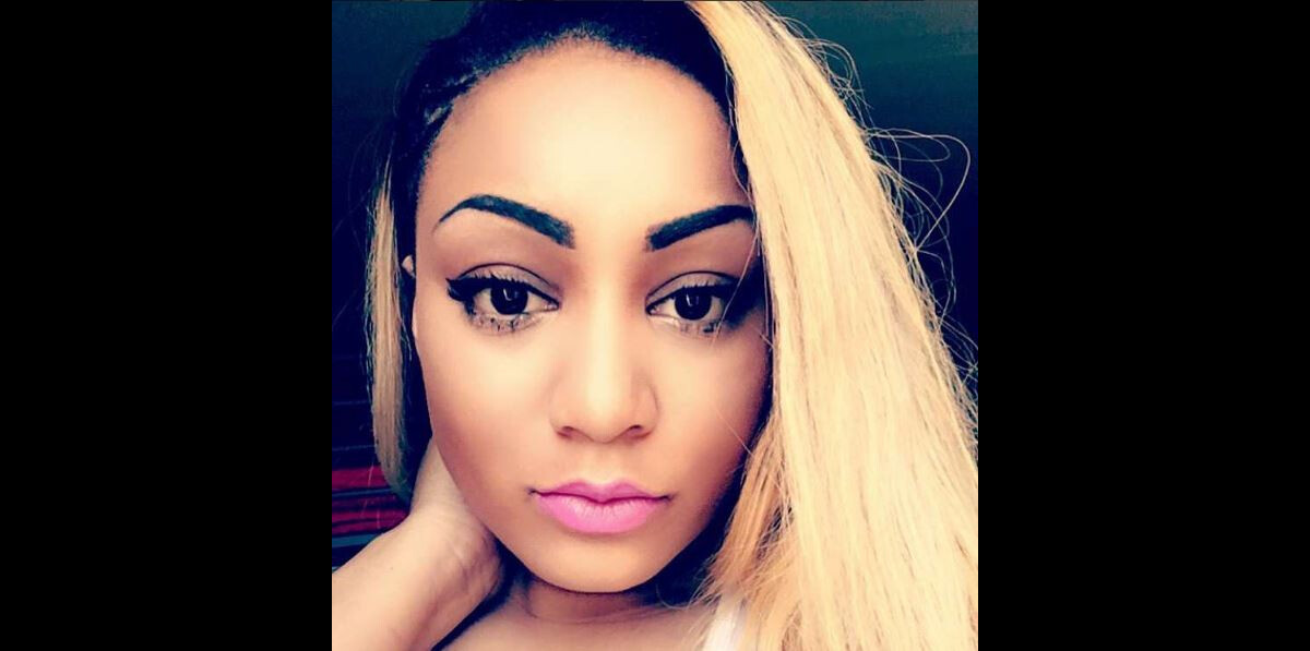 Photo : Liza Monet en mode selfie sur Instagram. 2016 - Purepeople