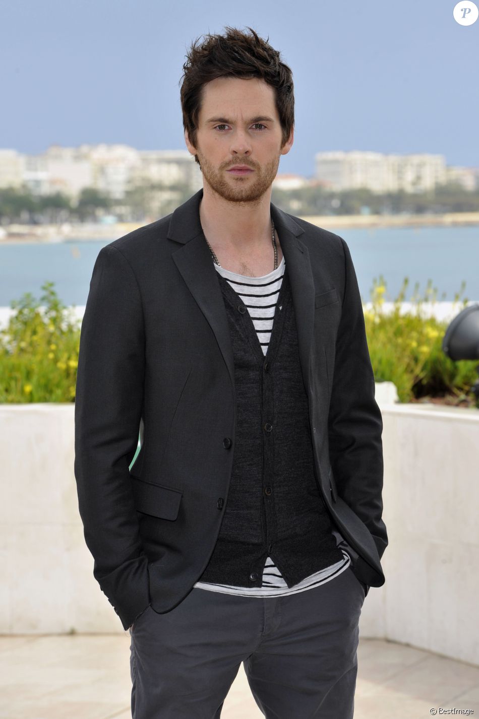Tom Riley - Photocall lors de la 50 eme Edition du MipTV a Cannes le 8 ...