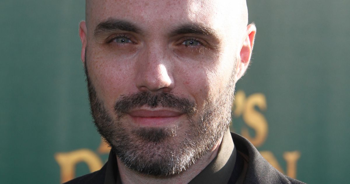David Lowery à la première de Pete's Dragon au théâtre El Capitan à ...