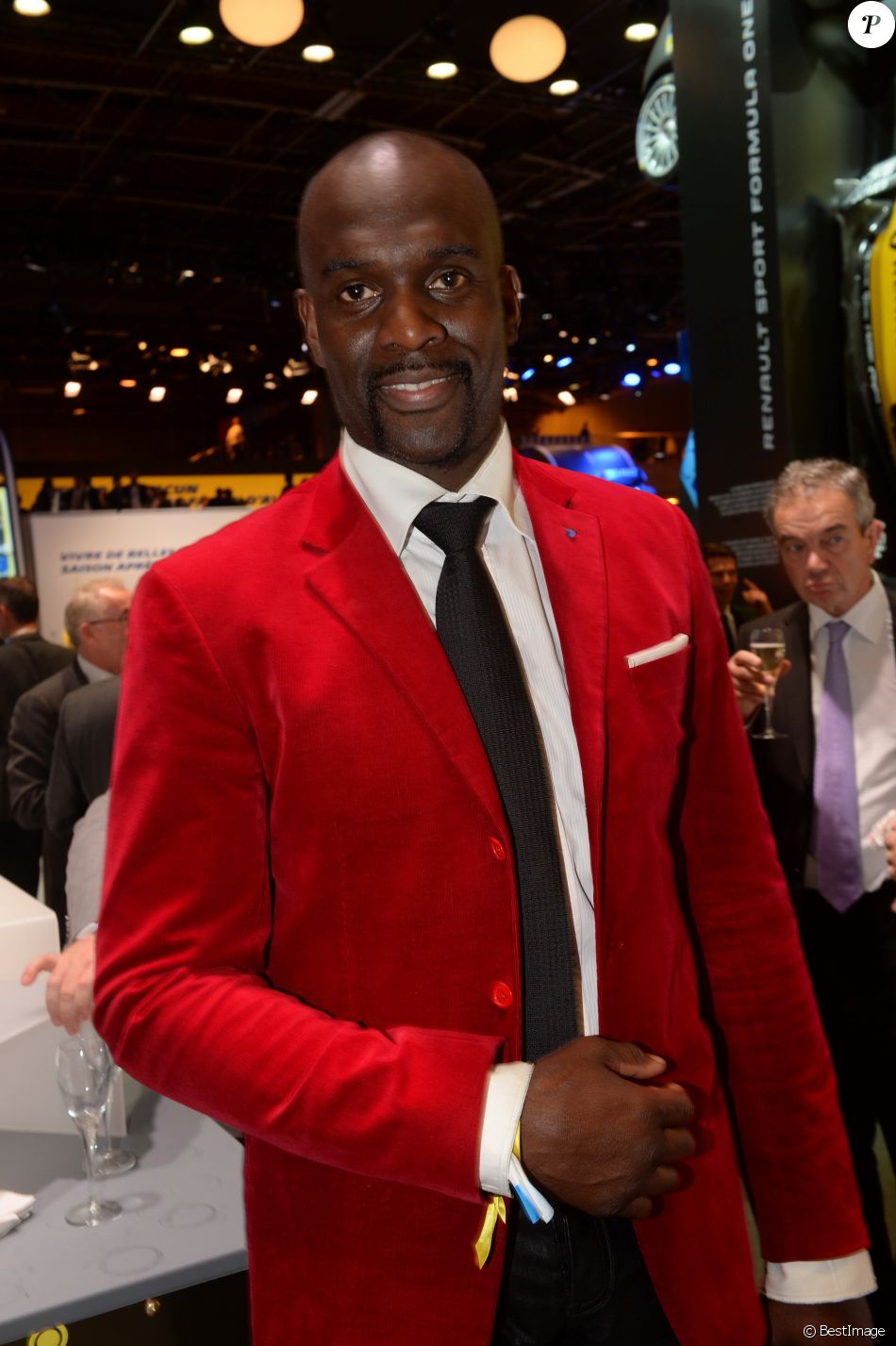 Pascal Gentil - Présentation du Renault Trezor concept car électrique ...