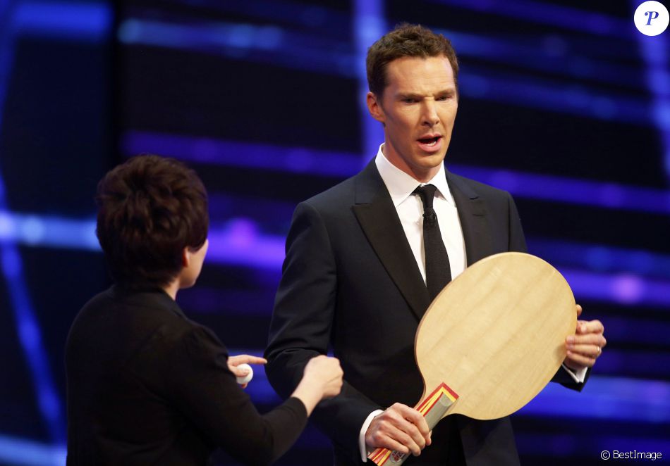 Benedict Cumberbatch joue au ping-pong avec Yaping Deng - Cérémonie des ...