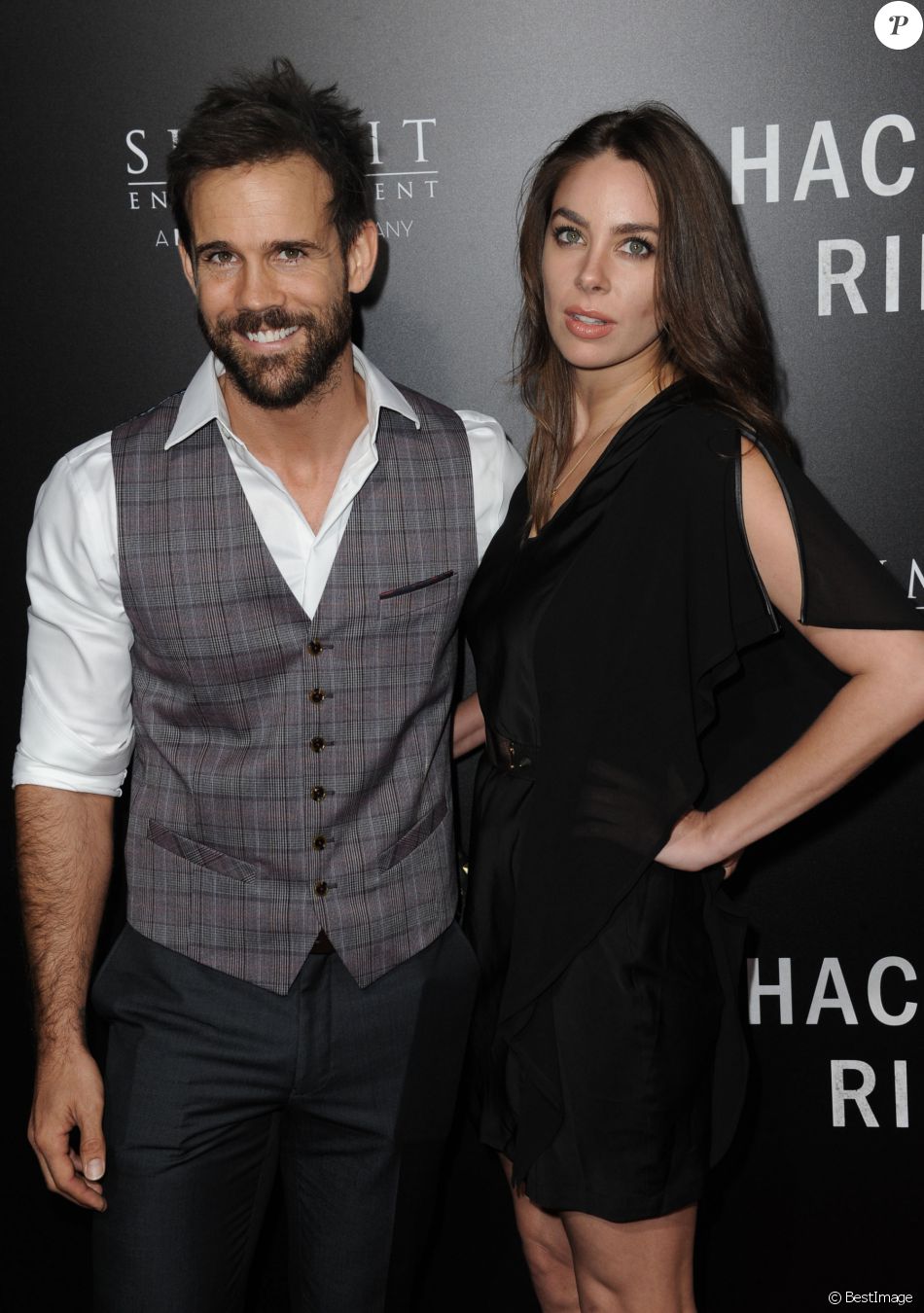 Luke Pegler et guest à la première de 'Hacksaw Ridge'à The Academy à ...