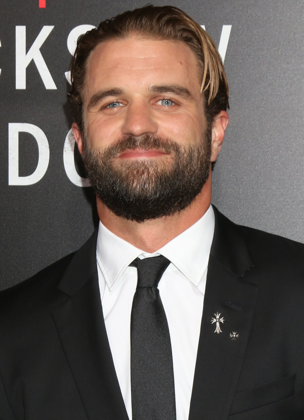 Photo : Milo Gibson lors de la projection de ''Hacksaw Ridge'' pendant ...