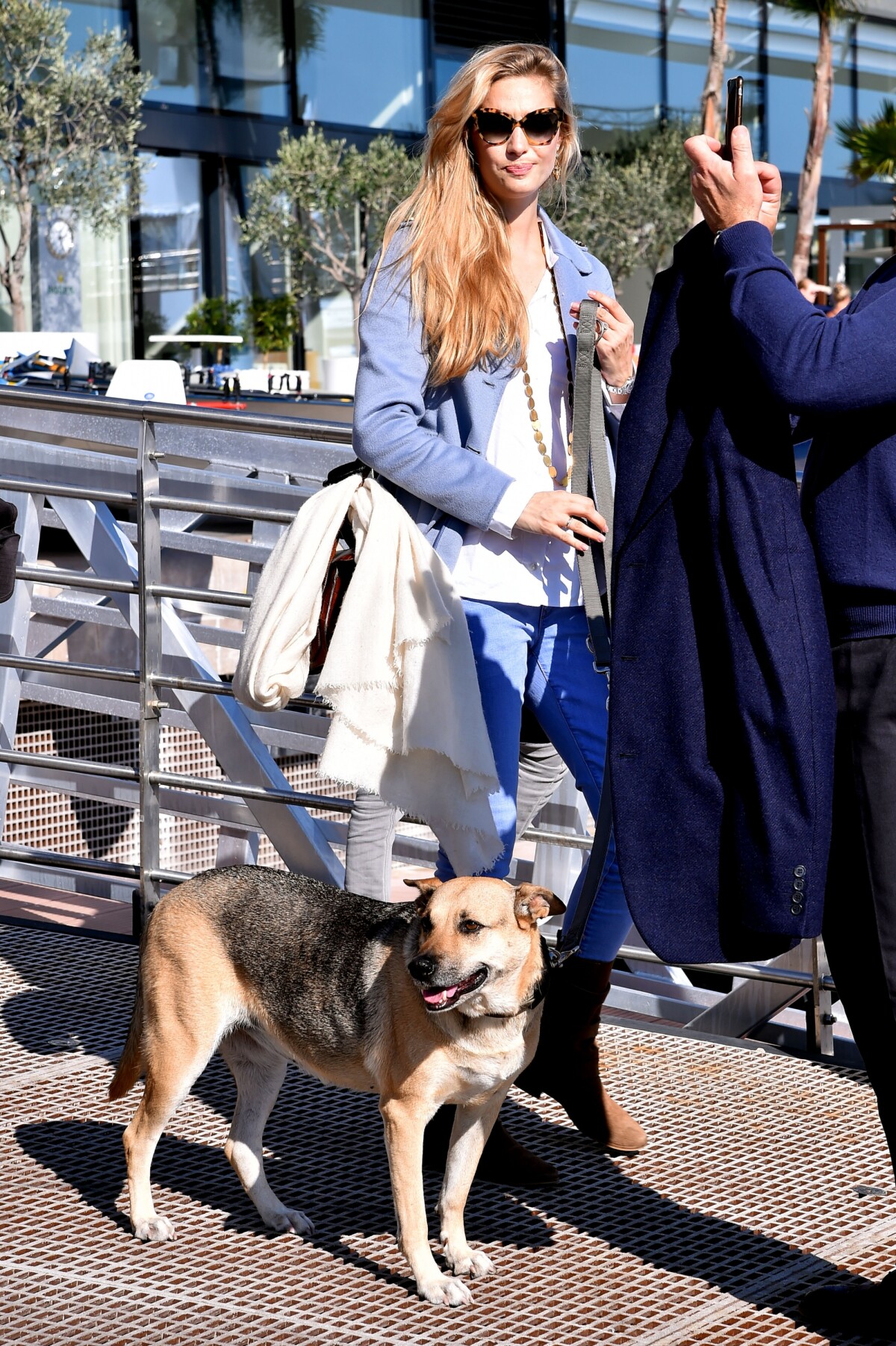 Photo : Semi-exclusif - Beatrice Borromeo avec Uma, la mascotte de ...