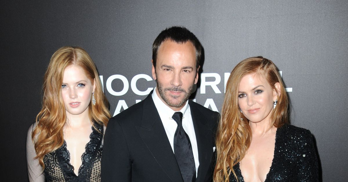Ellie Bamber, Tom Ford, Isla Fisher lors de la première du film ...
