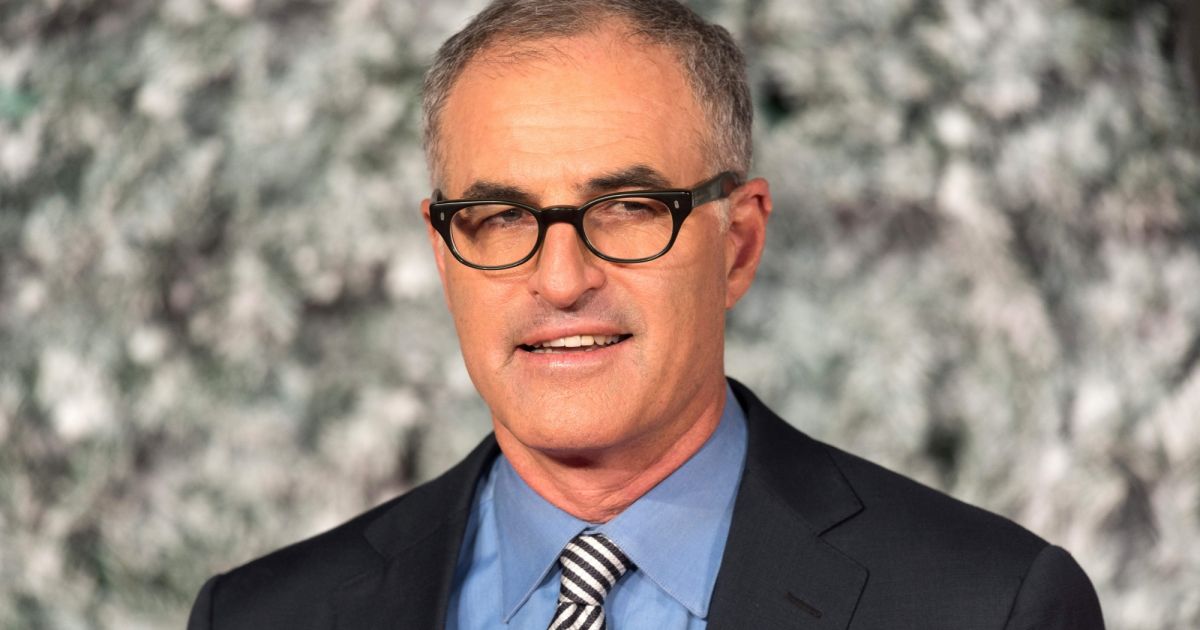 David Frankel à la première de Collateral Beauty au cinéma Vue à ...