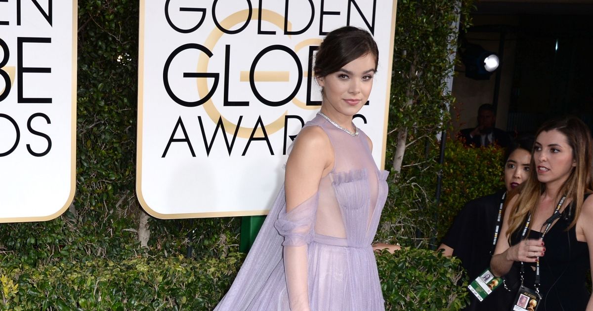 Hailee Steinfeld Attends The 74th Annual Golden Globe Awards At The
