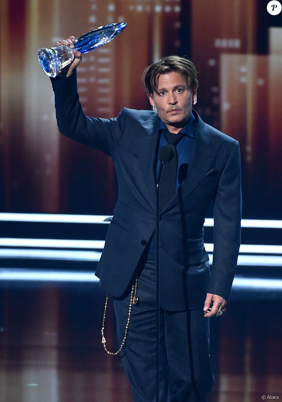 Johnny Depp lors des People's Choice Awards 2017 au Microsoft Theater ...